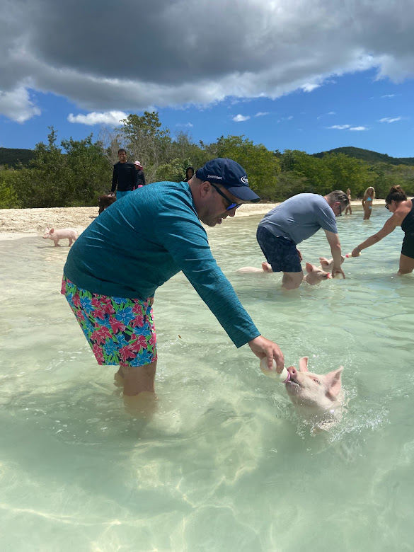 pigs-22-antigua-2023-day-5 – WeHeartDisney